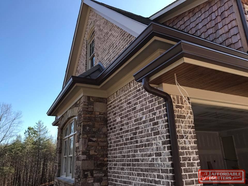 Seamless Rain Gutters in Canton, GA - Installation and Repair
